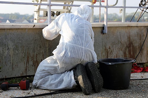 Asbestos Exposure: Symptoms, Health Effects & Treatment Explained