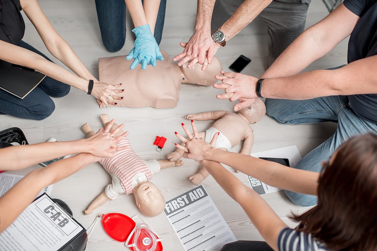 Prompt CPR Saves Lives Regardless of Who Performs It
