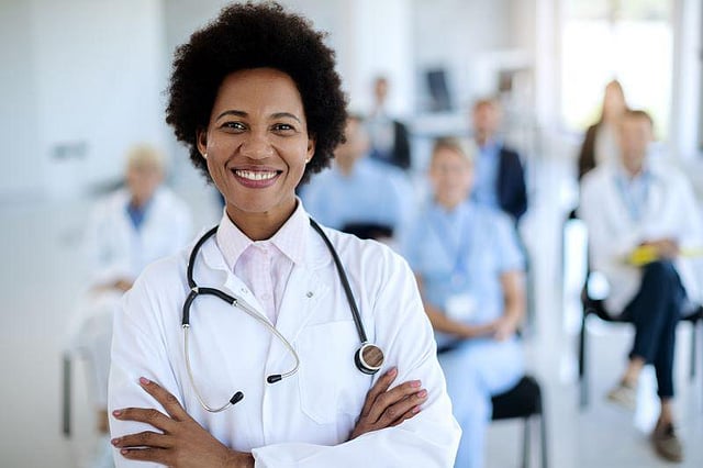 Women Working as Family Docs Report High Career Satisfaction Overall