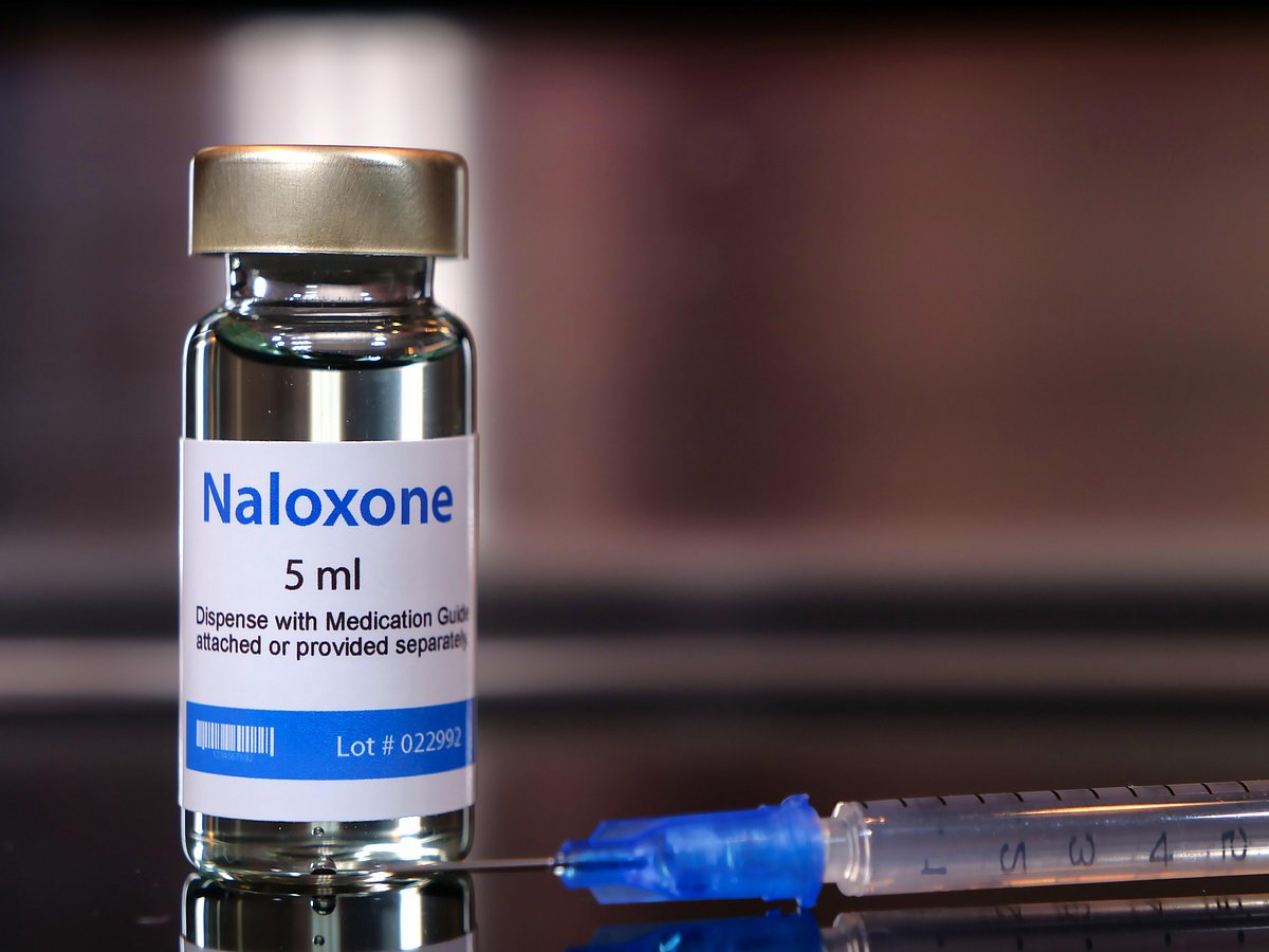 Few Teens, Young Adults Could Give Naloxone OD Antidote