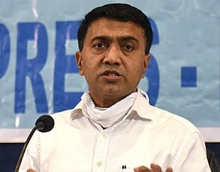 Swayampurna Goa projects get Liberation Day deadline