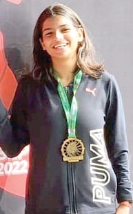 Natasha shines at Nat Triathlon c’ship