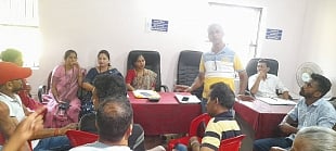 Casarvarnem gram sabha suspended after villagers confront panchas over ...