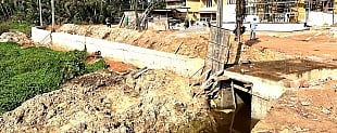 Locals stunned as retaining wall crops up in Colva fields