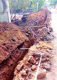 Underground cabling work very haphazard in Assagao
