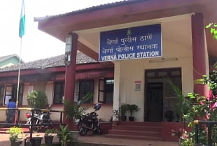 C’garh cops unearth gambling den in Verna Police backyard