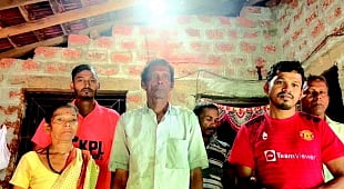 LET THERE BE LIGHT: In 4 hours, the Gaonkar family got the pole and ...