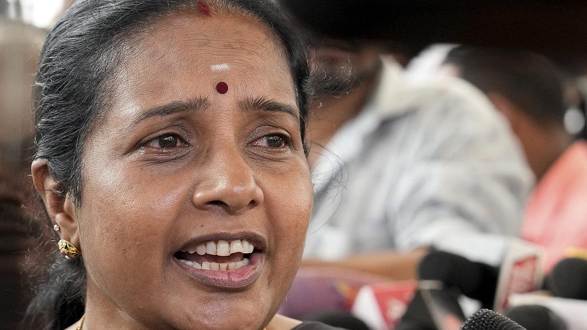 கிறிஸ்துமஸ் விழாவில் பங்கேற்கும் முதல்வர் தை பூச விழாவில் பங்கேற்பாரா ...