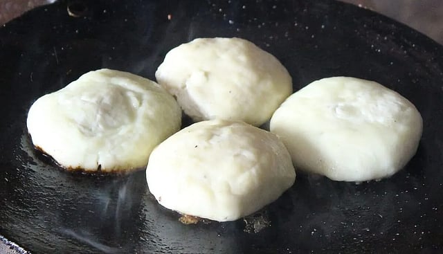 Kalari: This Artisanal Cheese Made By Jammu And Kashmir's Nomadic ...
