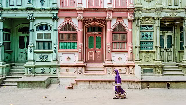 Accidentally Wes Anderson: The Havelis Of Bohravad Are Portals To The ...