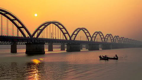 6 Historic Indian Bridges That Are Architectural Marvels