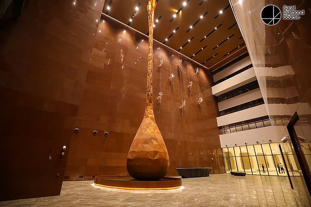 Surat's New Diamond Bourse is Bigger Than the Pentagon and Uses Climate ...