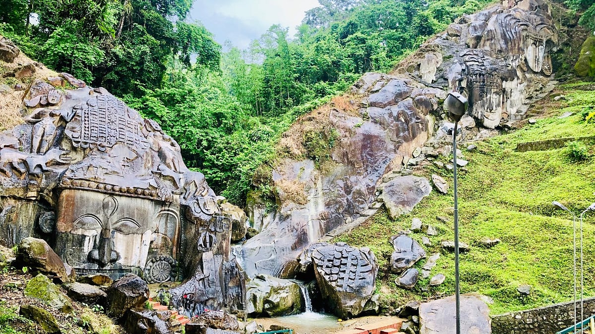 Unnakori: The History Of A Sculptural Marvel of Ancient Rock Carvings ...
