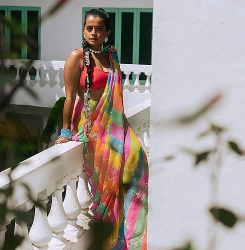 Exploring The Punjabi Hair Accessory: Parandas And Their Place In ...