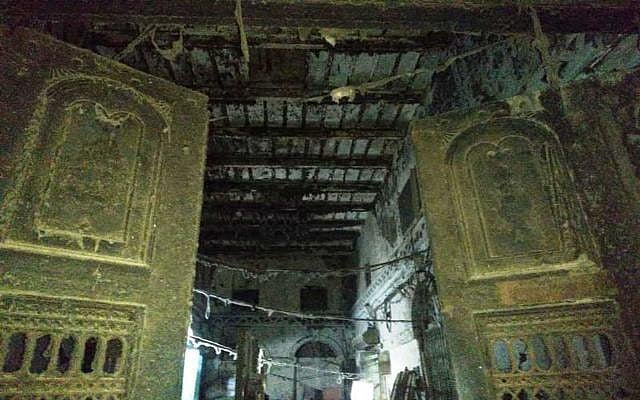 The Dark History Of Putulbari, The House of Dolls In Kolkata | Homegrown