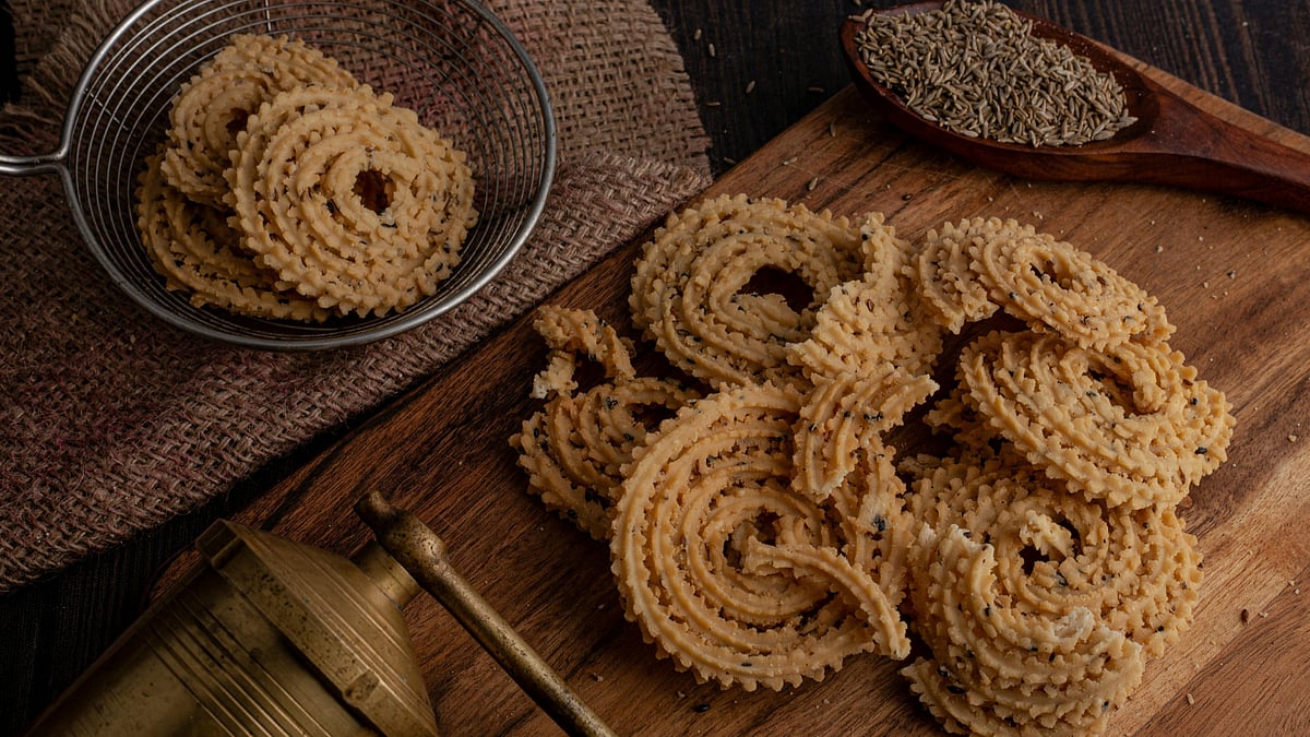 Festive Bites: Popular Diwali Snacks From Different Indian States ...