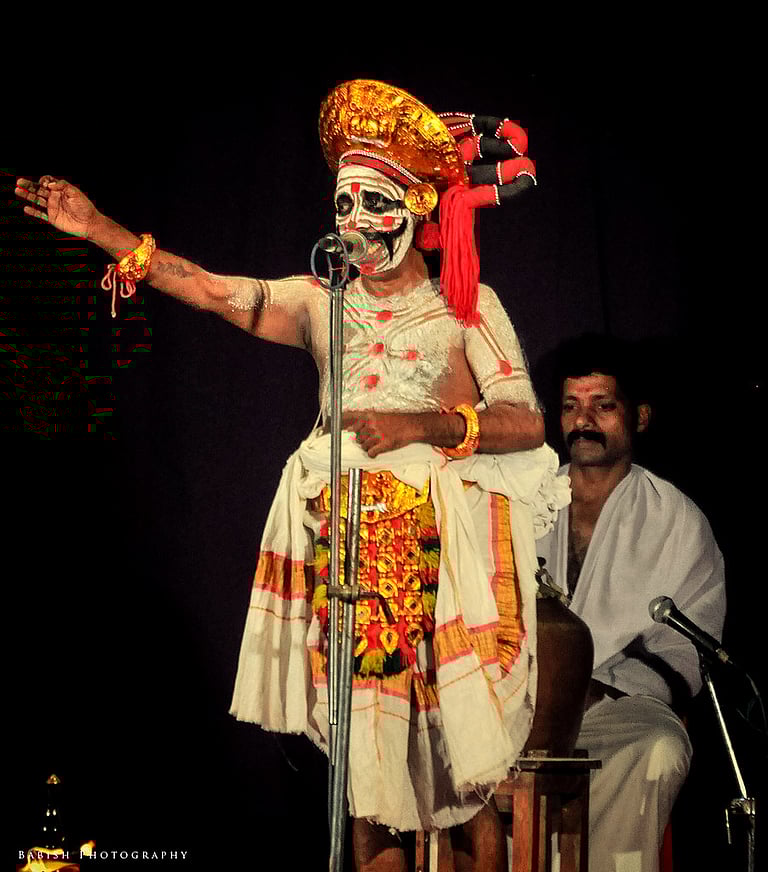 Kerala's Ancient Chakyar Koothu May Be The Earliest Form Of Stand-Up Comedy