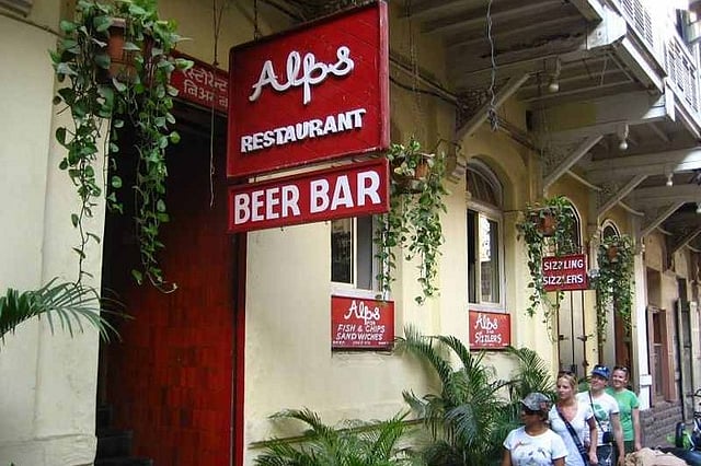 15 Most Affordable Bars in Mumbai | Homegrown