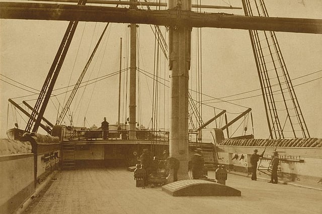Sepia Toned History – Photographs Of India And Burma From The 1850s