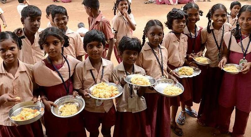 Noon Meal Scheme In Tamil Nadu Provides Vegetables Dietary Development ...
