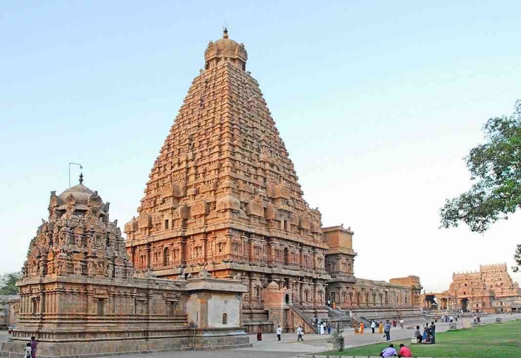 The Brihadeshwara Temple at Tanjavur Tamil Nadu is the world’s first ...