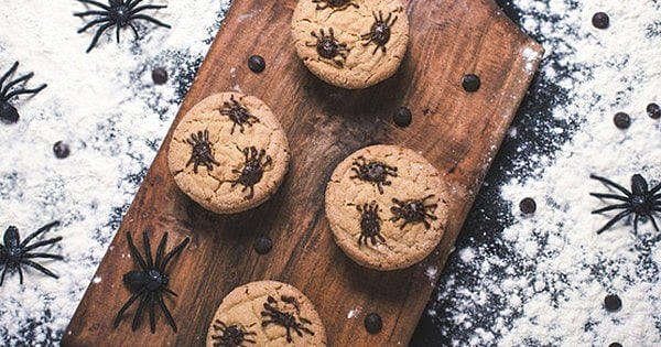 Sweetish House Mafia's Peanut-Butter & Chocolate-Spider Halloween ...