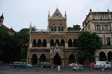 Mumbai's Most Special Libraries For Every Kind Of Book Lover ...