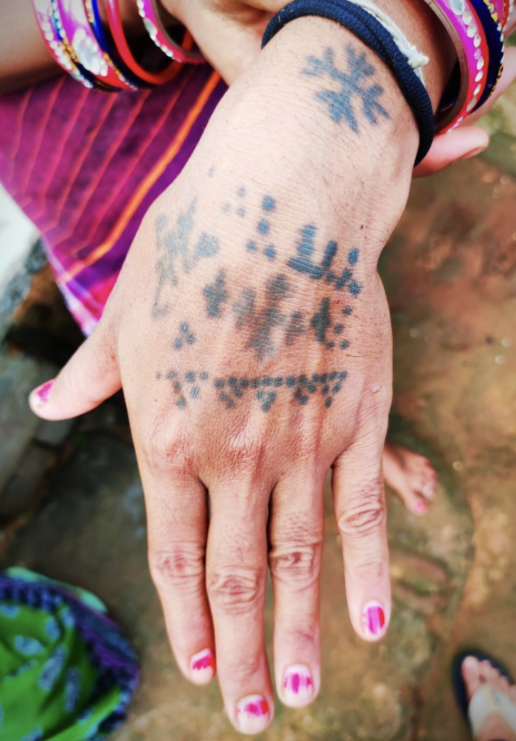 The Hand Poke Technique And Traditional Tattoo Practices