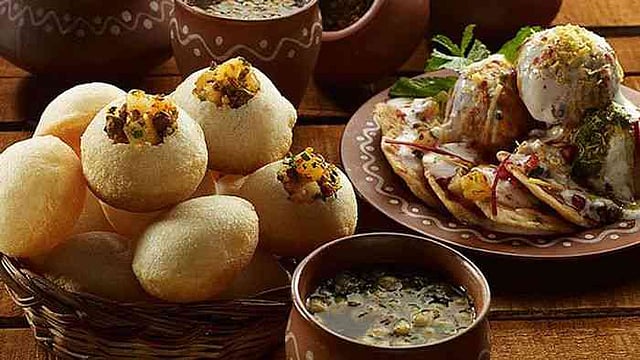 Name List Of Pani Puri In India and Best Places To have them