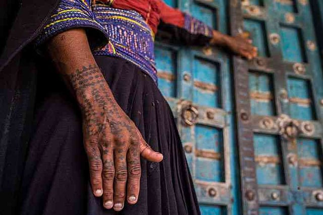Tribes Of India & Their Traditional Art of Tattoo Designs for Each Man ...