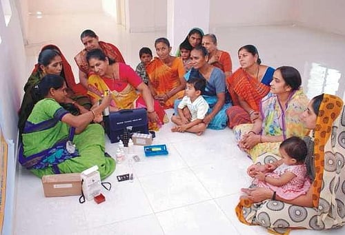 Institutionalization of users' level - Water quality monitoring and ...