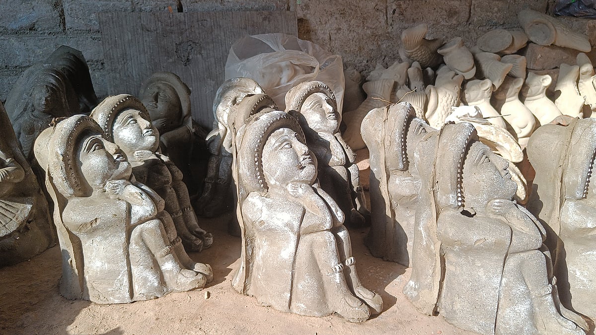 Bihar Potters: Vanishing Soil Threatens Centuries-Old Clay Artisans