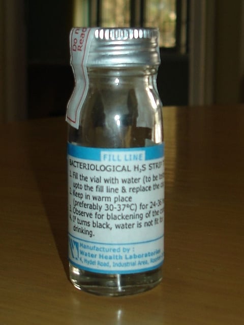 H2S strip test: a water quality testing kit for bacteriological ...