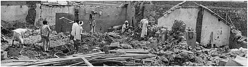 Machhu dam disaster of 1979 in Gujarat – Discussion on a book by Tom ...