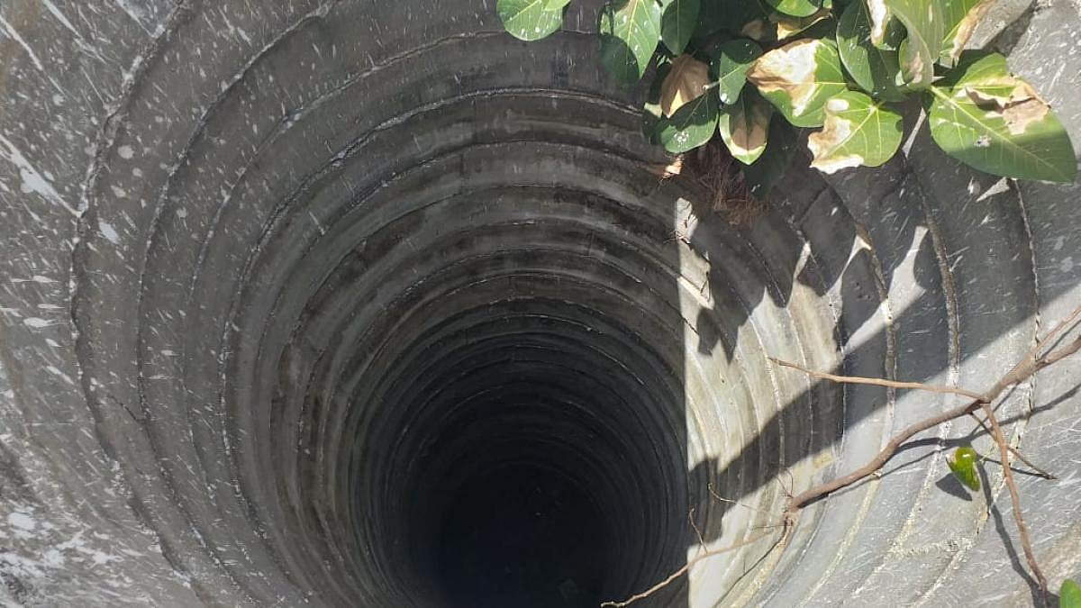 Decommissioning Open Wells: A Village Guide - IWP