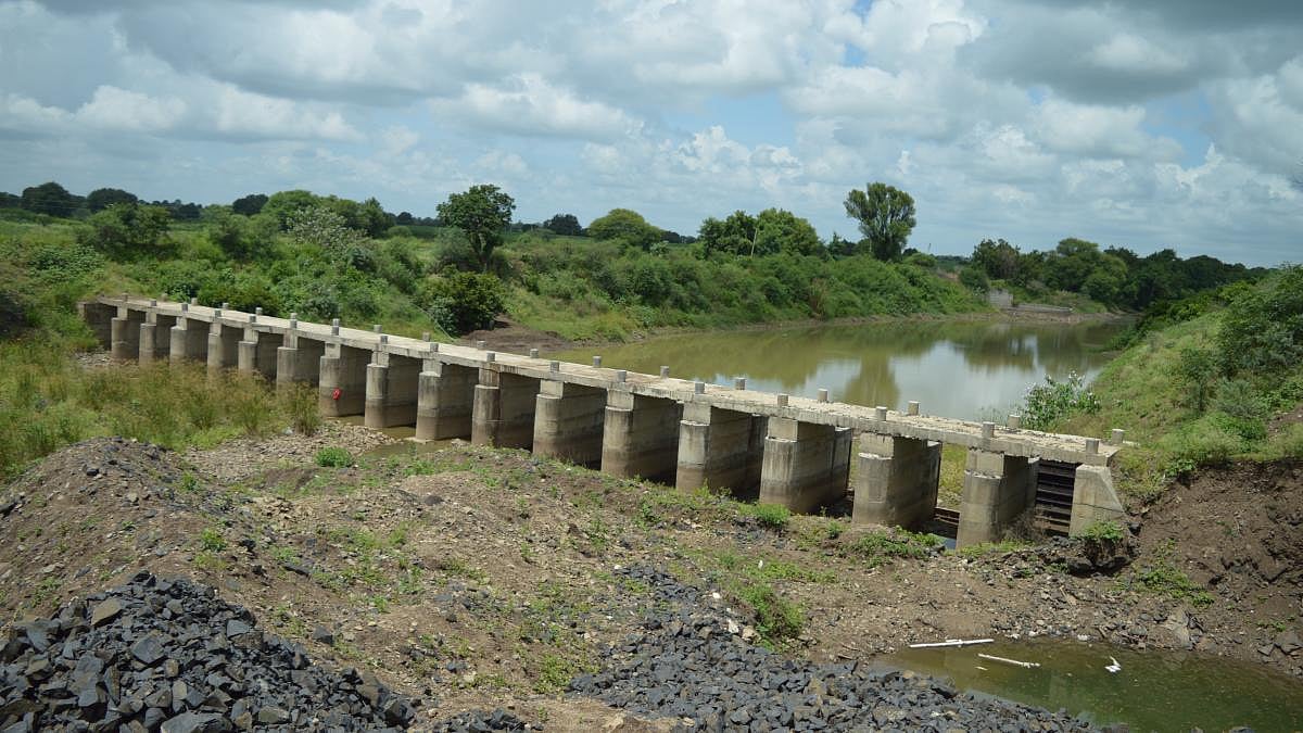 Youth power: Rescuing villages from the thirst