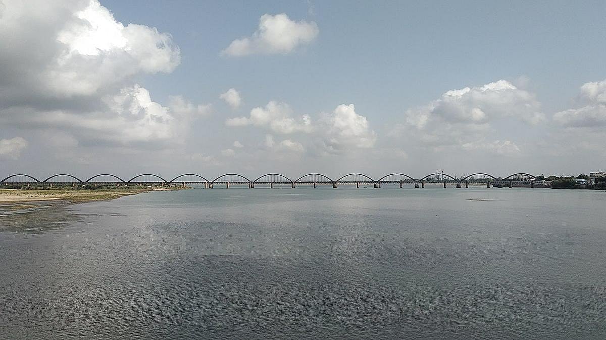 Nashik civic body frees Godavari using riverfront development funds