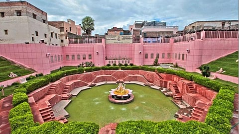 Saving kunds of Vrindavan