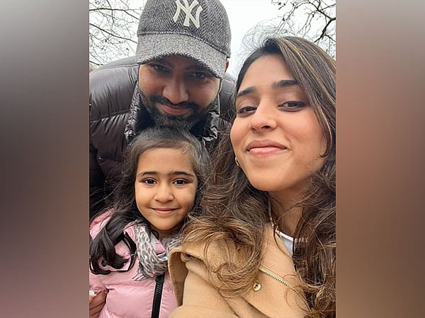 Rohit Sharma’s wife Ritika Sajdeh’s reactions during Champions Trophy ...