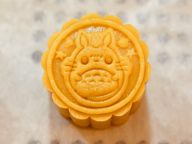 Exploring the Delightful World of Mooncakes