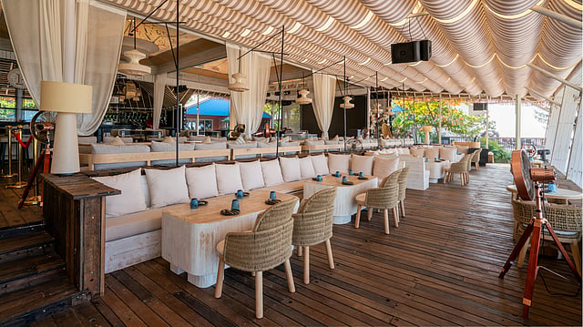 This new restaurant in Goa against the stunning beach is an experience ...