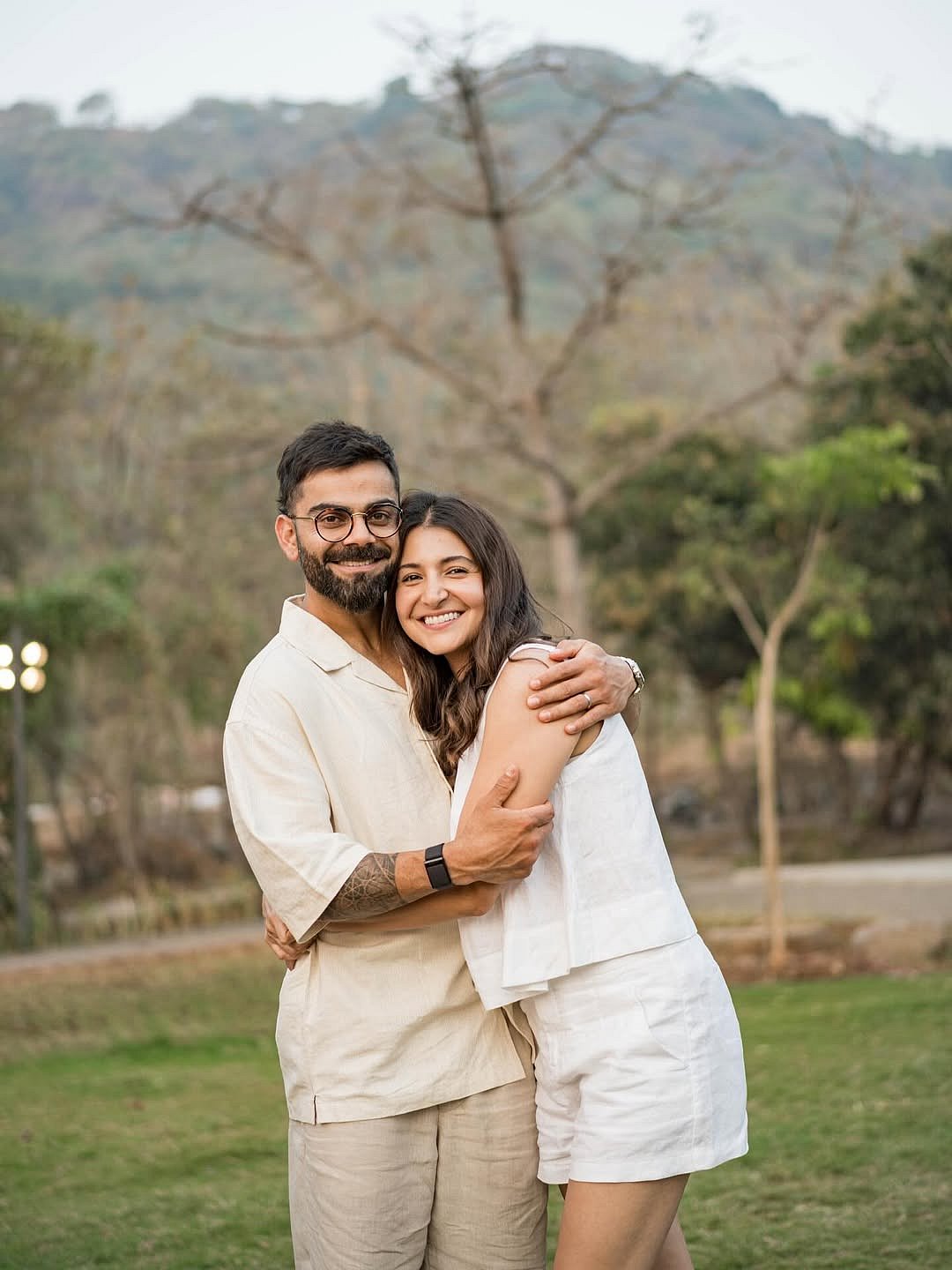 Virat Kohli pens a sweet note on Anushka Sharma’s birthday; pic from celebration goes viral