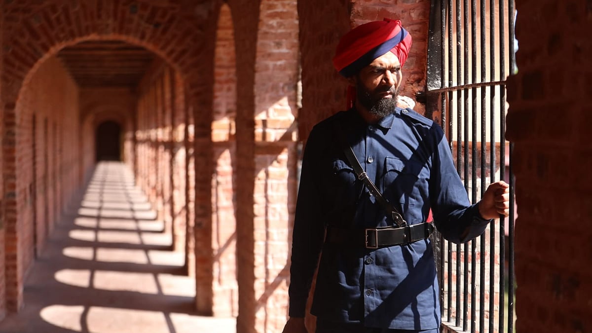 Palle Singh on playing a jail warden in 'Swatantra Veer Savarkar'