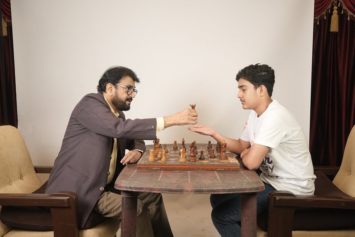 Bengali film Dabaru had its poster release today