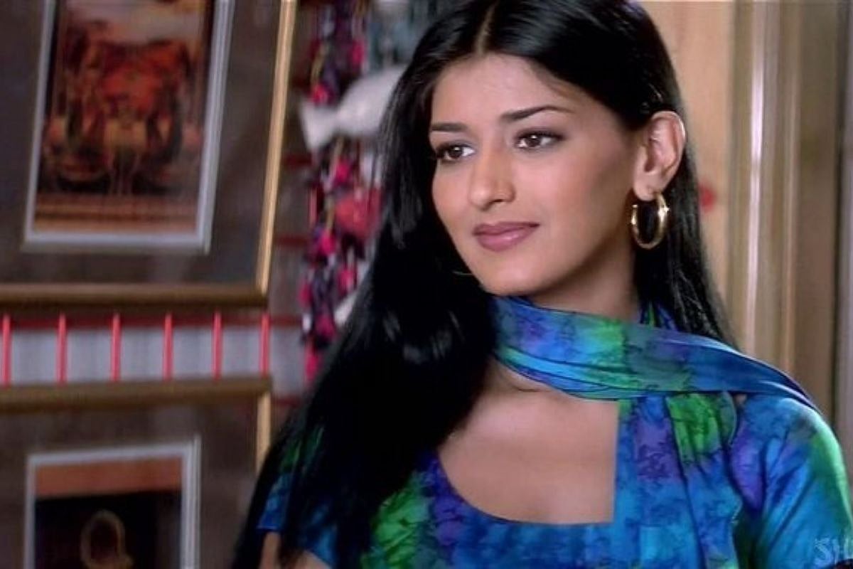Sonali Bendre gets nostalgic on 25 years of Sarfarosh, drops video