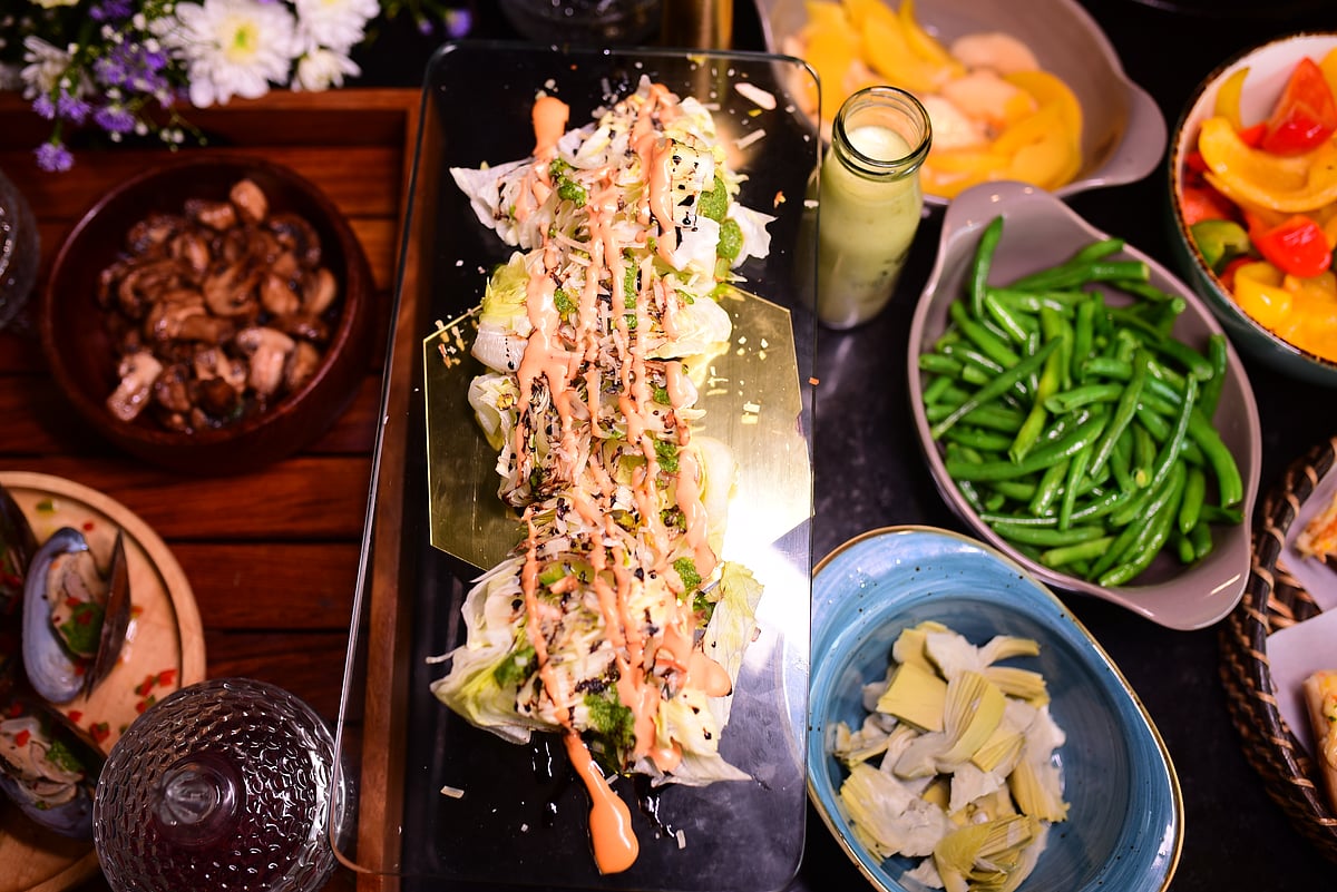 Enjoy this lavish Bridgerton Brunch overlooking the Ganges at this hotel