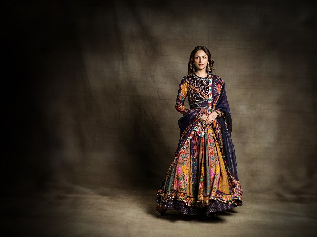 Rooted in the rich heritage of South Asian identity, Juloos emerges ...