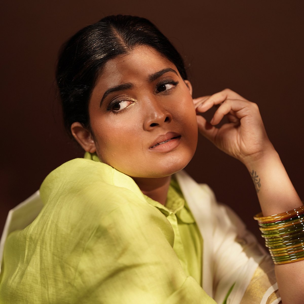 Divya Prabha's Instagram, Twitter & Facebook on IDCrawl
