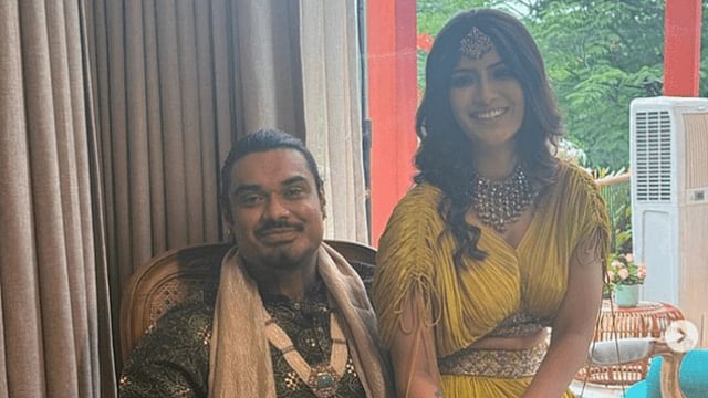 Varalaxmi Sarathkumar and Nicholai Sachdev's Joyous Mehndi Celebration ...
