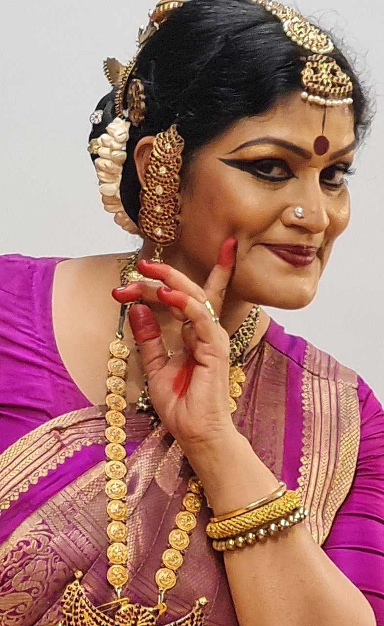 Dancer Geeta Chandran honoured with Nritya Choodamani title